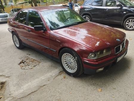 Bmw e36 sotiladi m50b20 bez vanus