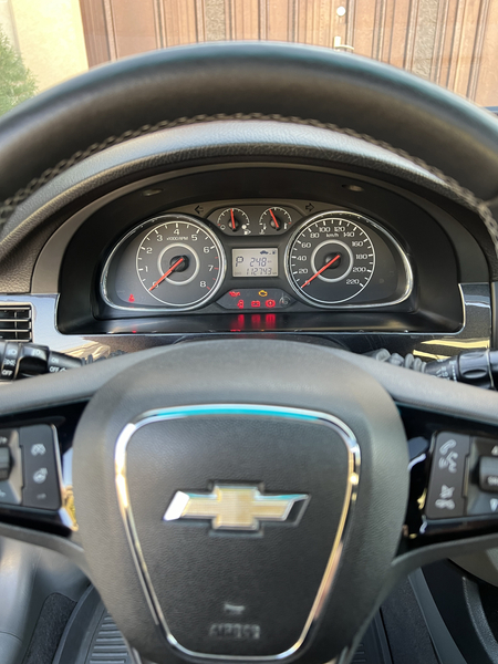 Продаю свою Chevrolet Gentra 3 позиция (автомат/люк/абс)