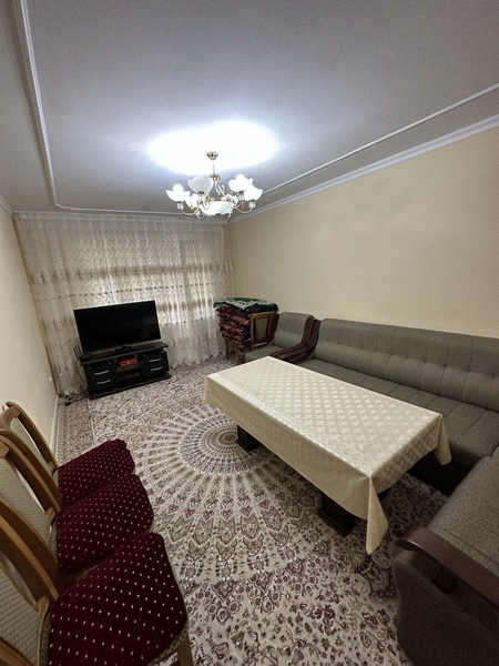 Продаётся квартира Чиланзар 8 квартал 3/5/5 кирпич 77 серия