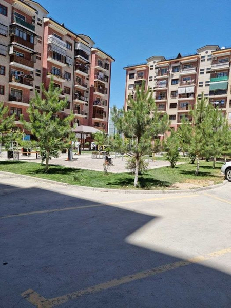 Продаётся своя 3-комнатная кв. новостройка по ул.Махтумкули
