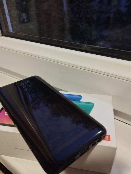 Redmi 9 64/4+1 idealniy sostoyaniya