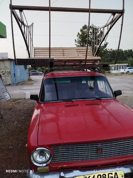 Vaz2102 sotiladi