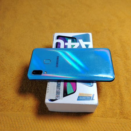 Samsung A40 sotiladi