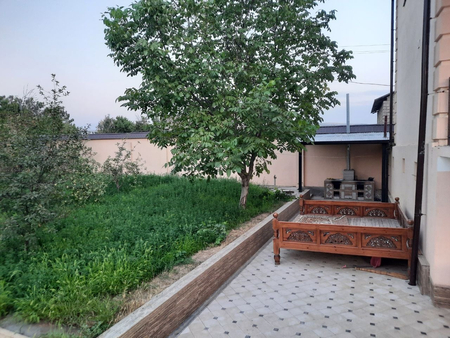 Bo'stonliq Tovoqsoyda dacha sotiladi