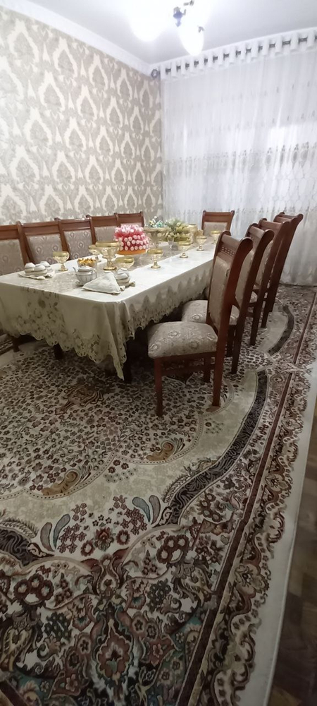 Srochni dom sotiladi