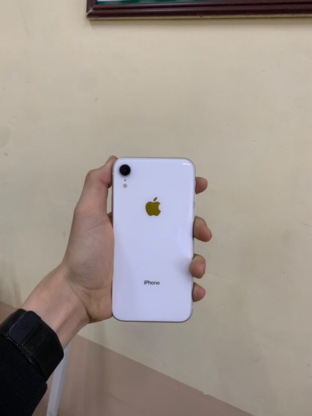 Iphone xr  srochna