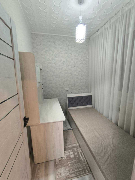 Продается 3в4 комнатная кв 65м2 цена 73500$.ZA010
