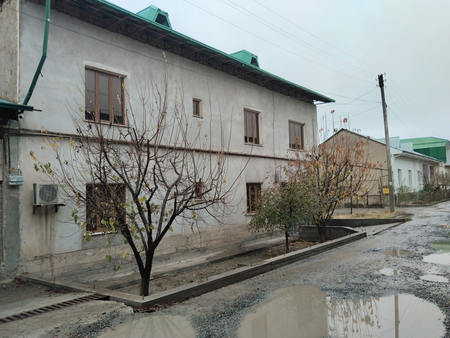 Уй сотилади 6 сотих