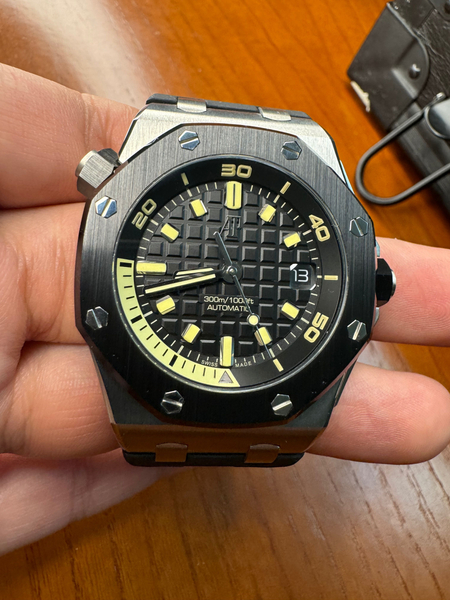Audemars Piguet Offshore Diver 15720CN.OO.A002CA.01 Limited Edition