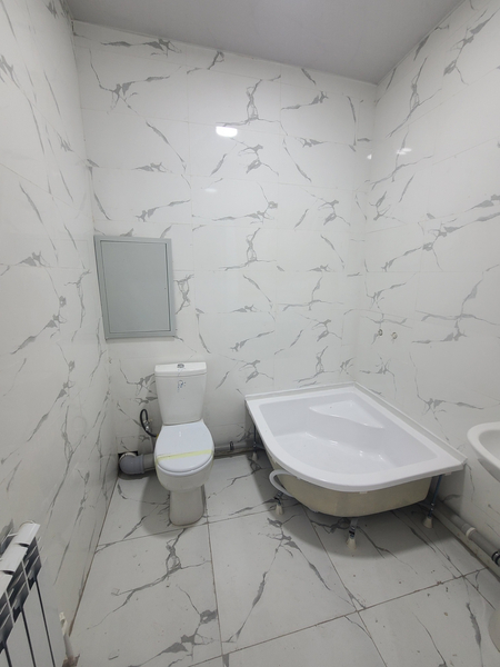 Kvartera sotiladi srochni,  продаётся квартира срочно