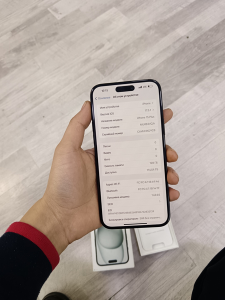 iPhone 15 Plus VS/A 128 GB Black ideal