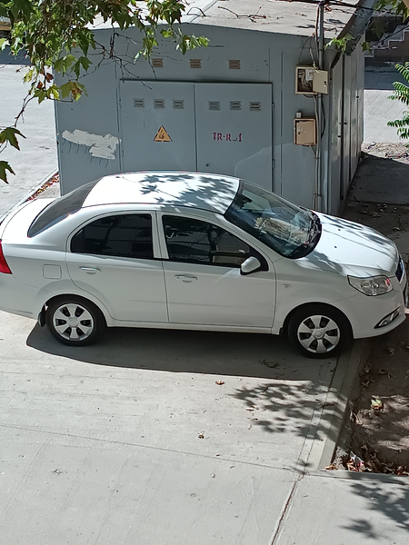 Продаётся авто Nexia-3