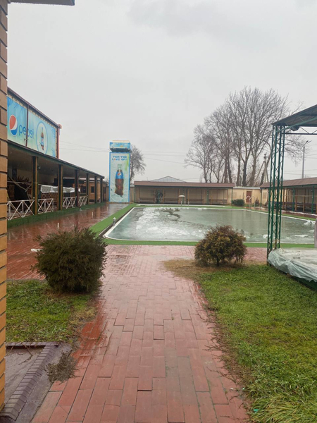 Продаётся Комплекс Malibu  Общая Площадь 37 Соток Ийк Ота Бектемир