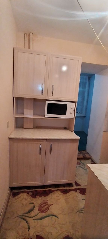 Продаётся Чирчик 1ком Раддом 1этаж
