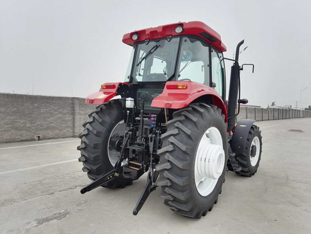 Traktor YTO NLX1404 Halol Ribosiz Bolib tolashga