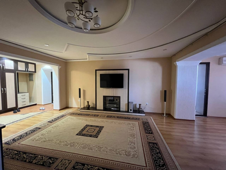 Квартира 103 кв.м