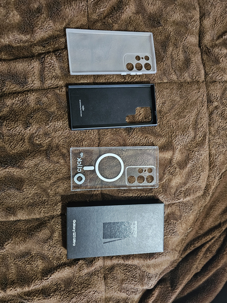 Samsung S 23 ultra sotiladi aybi yoq