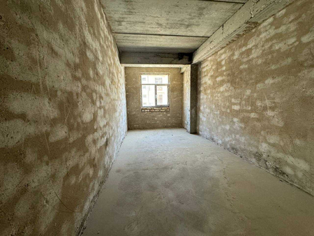 3 xonali 105m² 5-qavat uy sotiladi