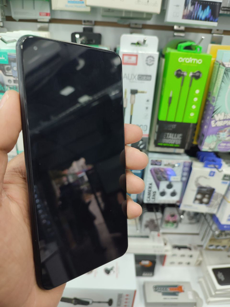 Xiaomi 11 lite pamit 8/128gb