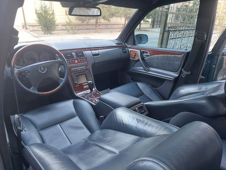 Мерседес бенз w210