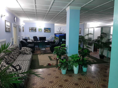 Продается  Офис  190 м2  под любой бизнес . Алмазорский  район.