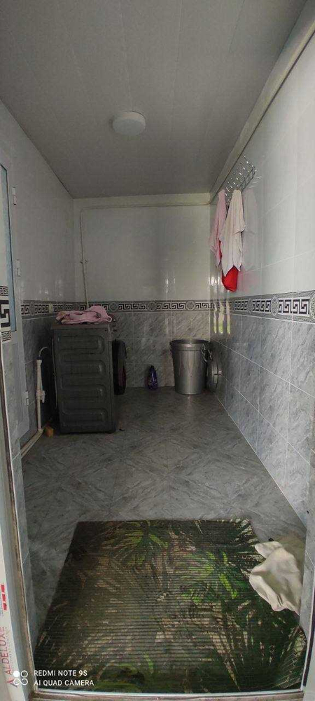 Nurafshon shaxrida 9xonalik xonadonimiz sotiladi.