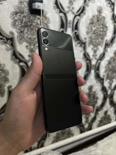 samsung zflip3 qora
