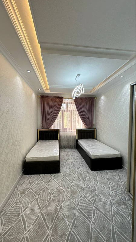 Продаю свою 4 комнатную квартиру на 2 этаже площадью 123 кв.м.