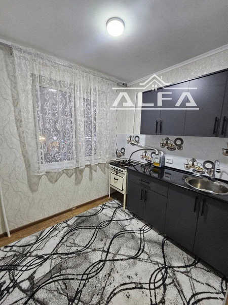 2 xonali 54m² 3-qavat sotiladi.