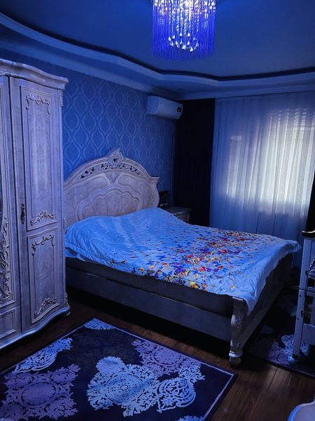 Срочно продаётся квартира 2/4/4 Каракамыш 1/4 Qoraqamish