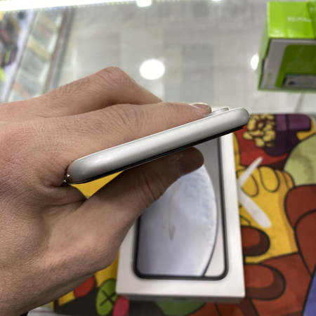 Iphone xr 128gb ideal