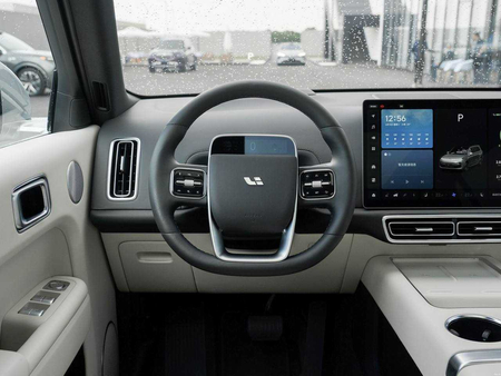 Lixiang L8 (2024)