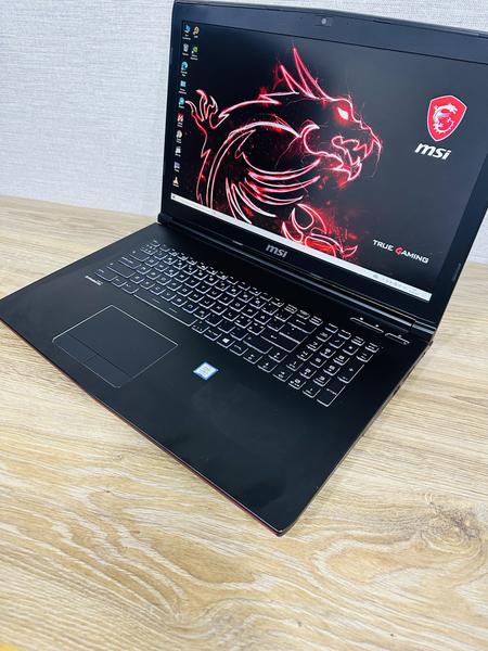 MSI Core i7-8 Ядерный+GTX1050+большой 17,3 IPS дисплей, геймерский