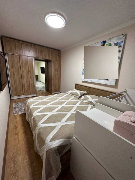 Продам квартиру на Ц-13 2/3/4