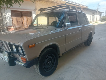 Srochna vaz 2106 sotiladi