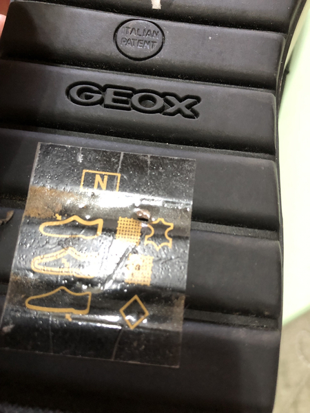 Продаются слипоны GEOX.