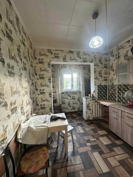 Срочно продам квартиру Юнусабад 4