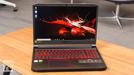 Acer Nitro 7.   .