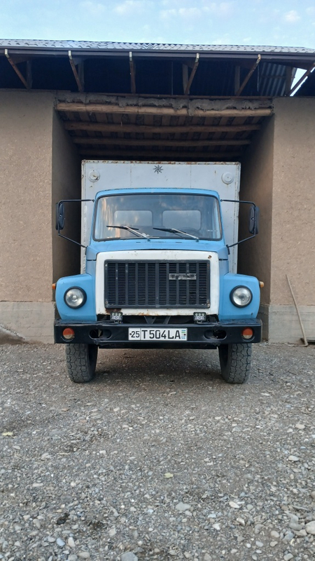 Gaz 53 3307     Furgon