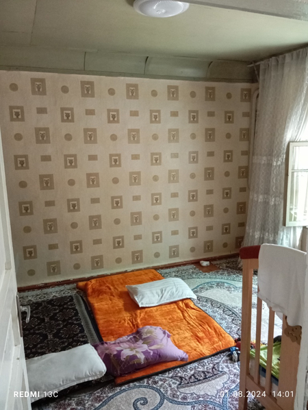Уй сотилади 6 сотик 6 хона