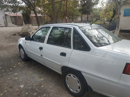Nexia 2 avtomobil