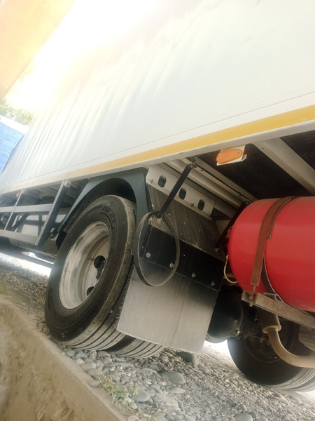 Isuzu CNG 2018 sotiladi