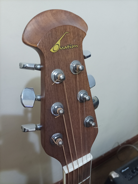 Гитара Ovation Celebrity cc057