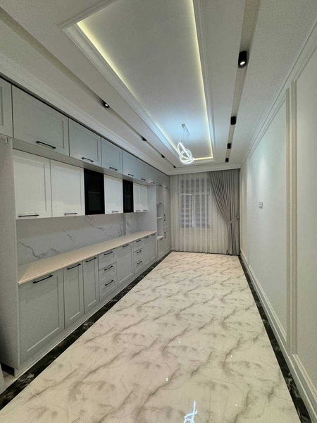 № 1542 3х комнатная квартира на 5 этаже по адресу: Сам Коч