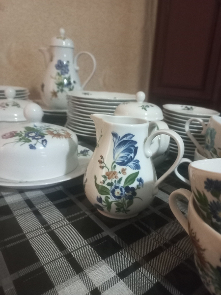 Продаётся немецкий фарфоровый сервиз,Антиквариат,Винтаж