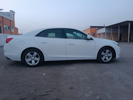 Chevrolet  Malibu 1