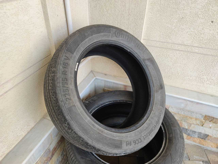 Avtoshinalar  225/55  R 18V