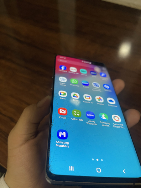 Samsung S10 5G.