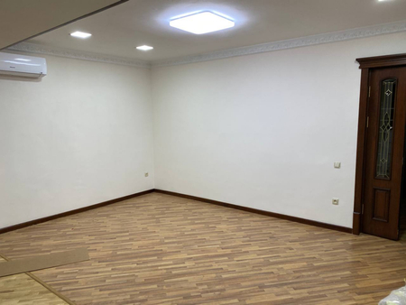 Сдам в Аренду Офис 160 кв.м. Ц-1, Эко Парк, Центр Ташкента