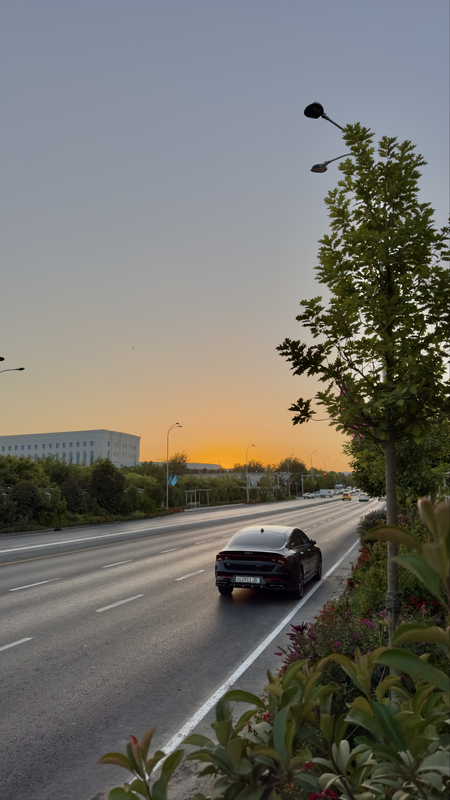 Automobil KIA-K5 2023 год выпуска с гаранты